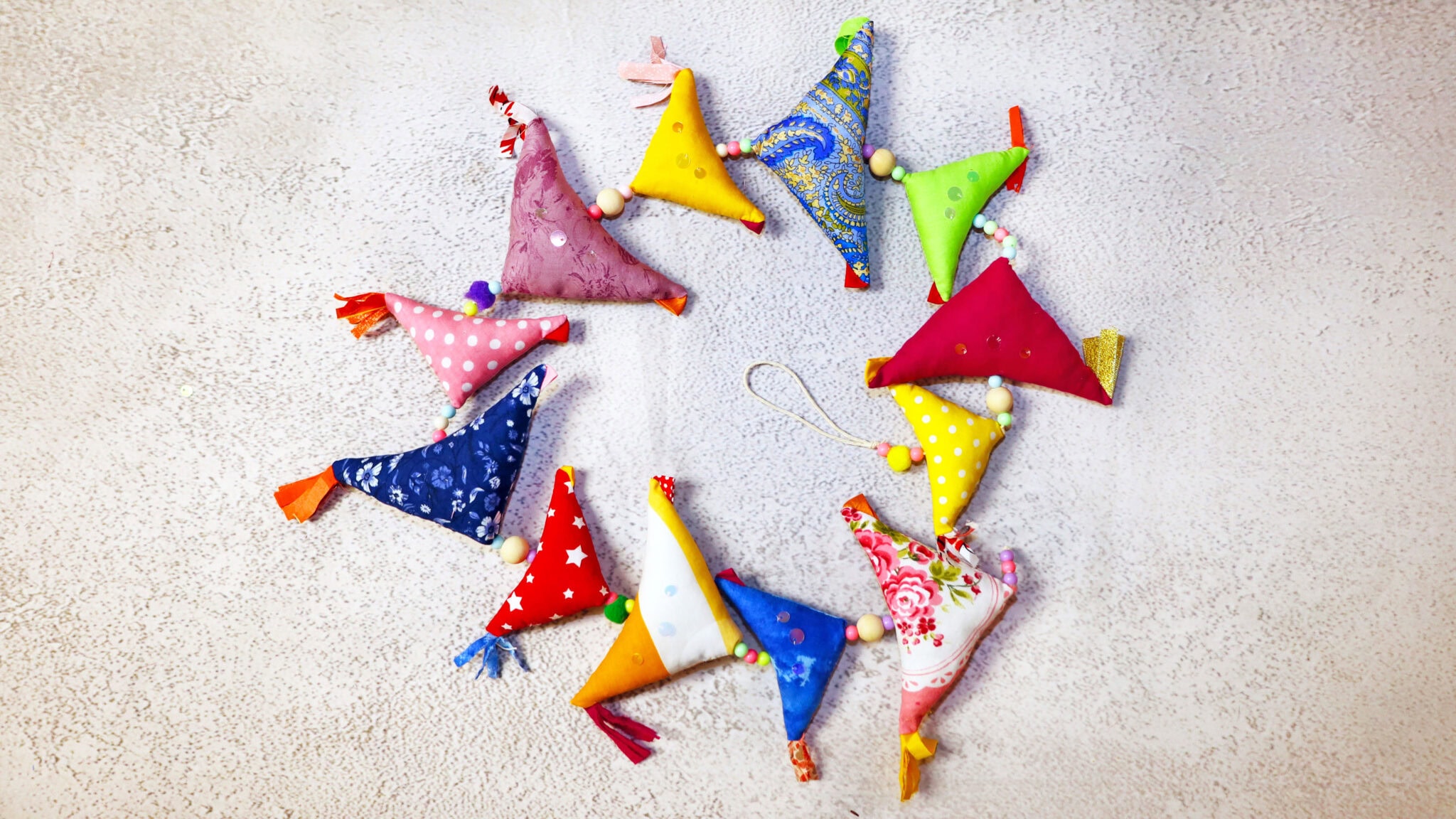 Prosperity Hens Sewing Tutorial // DIY Fabric Prosperity Chicken ...