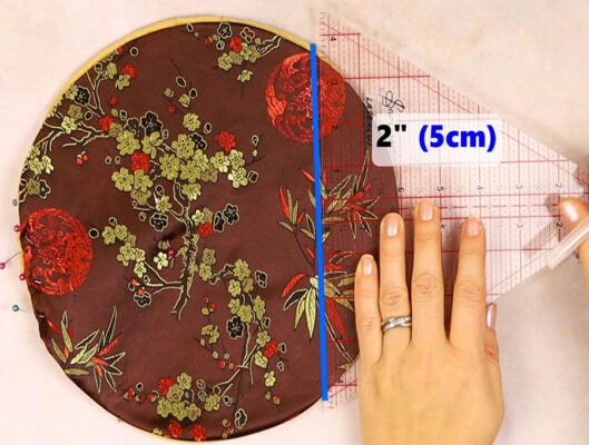 2 Fabric Circles Gift - Stunning Gift YOU Can Sew ⋆ Hello Sewing