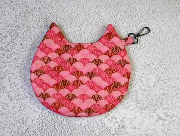 DIY Cat Zipper Pouch | Cat Zipper Pouch Sewing Pattern ⋆ Hello Sewing