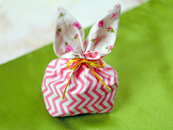 DIY Easter Bunny Treat Bag (so Cute!) ⋆ Hello Sewing
