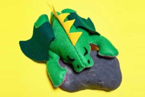 12+ Dragon Plush Patterns [FREE] ⋆ Hello Sewing