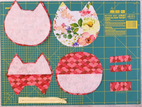 DIY Cat Zipper Pouch | Cat Zipper Pouch Sewing Pattern ⋆ Hello Sewing