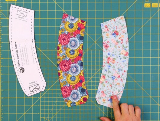 DIY Coffee Cup Cozy // Coffee Cosy Sewing Pattern ⋆ Hello Sewing