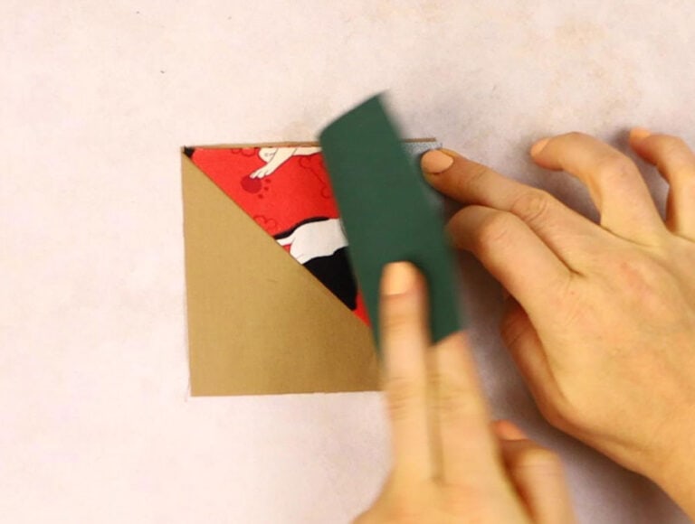 DIY Corner Bookmark [How To Sew A Corner Bookmark In 3 Minutes] ⋆ Hello ...