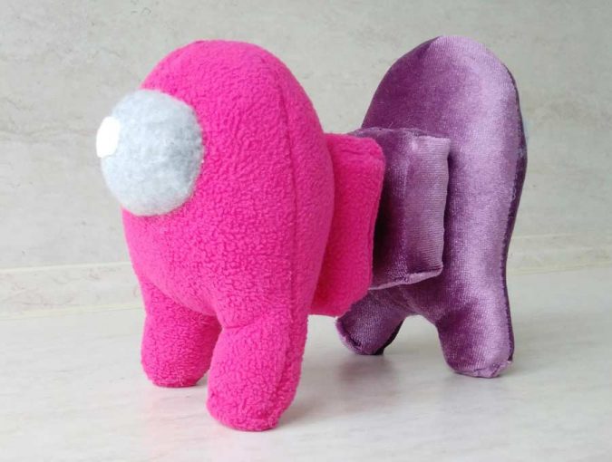 Among Us Crewmate Plush Pattern + VIDEO Tutorial ⋆ Hello Sewing