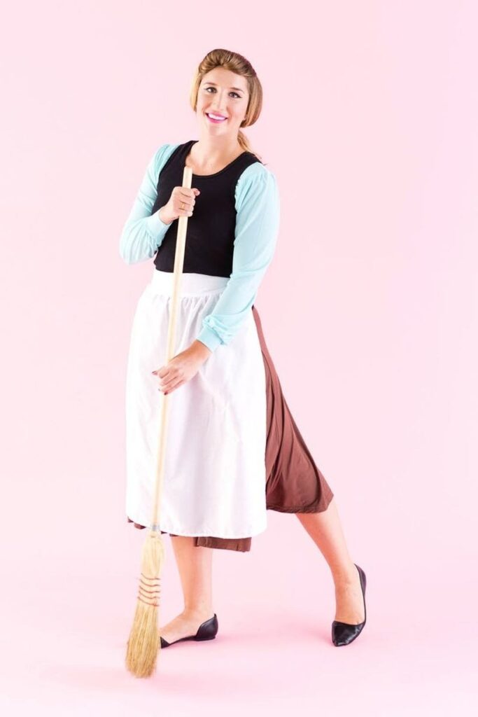 DIY Cinderella Costume Ideas ⋆ Hello Sewing