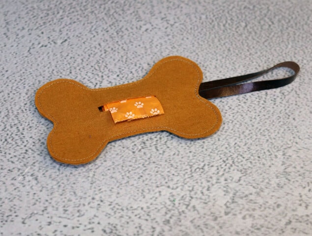 DIY Dog Poop Bag Holder [VIDEO + Free Sewing Pattern] ⋆ Hello Sewing