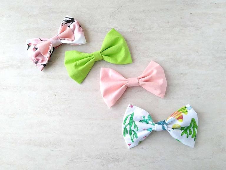 How To Make Fabric Bows | DIY Fabric Bow Tutorial ⋆ Hello Sewing