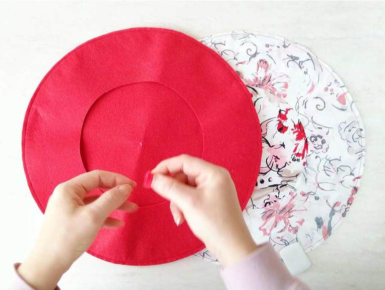 How To Make A Beret (FREE French Beret Hat Pattern + VIDEO) ⋆ Hello Sewing