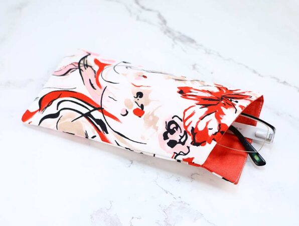 Sew A Sunglass Or Eyeglass Case Pattern | DIY Glasses Case ⋆ Hello Sewing