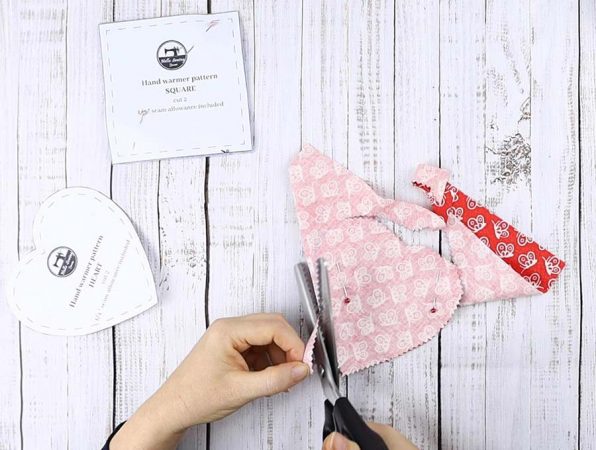 4 DIY Hand Warmers - How To Make + Free Pattern ⋆ Hello Sewing