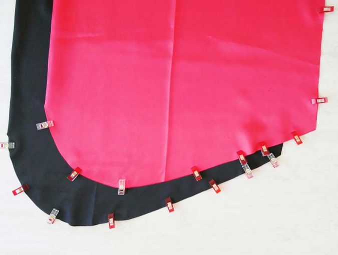 How To Make A Cloak (VIDEO) With FREE DIY Hooded Cloak Pattern ⋆ Hello ...