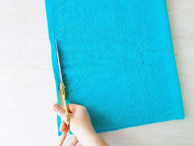 How To Make A Hooded Towel - Tutorial For ALL Ages ⋆ Hello Sewing