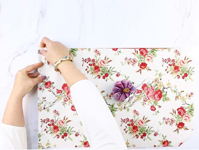 DIY Laptop Sleeves In ANY Size (FREE Pattern Measurements) ⋆ Hello Sewing