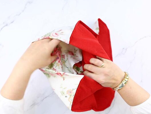 DIY Laptop Sleeves In ANY Size (FREE Pattern Measurements) ⋆ Hello Sewing