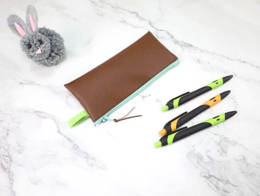 DIY Pencil Case In 10 Minutes - Perfect For School ⋆ Hello Sewing