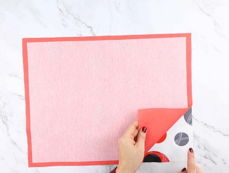 How To Make Placemats - Reversible DIY Placemat Tutorial ⋆ Hello Sewing