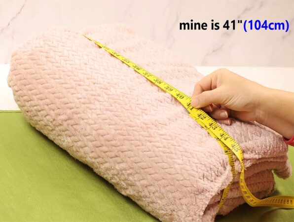 How To Make A Quillow (Blanket In A Pillow) ⋆ Hello Sewing