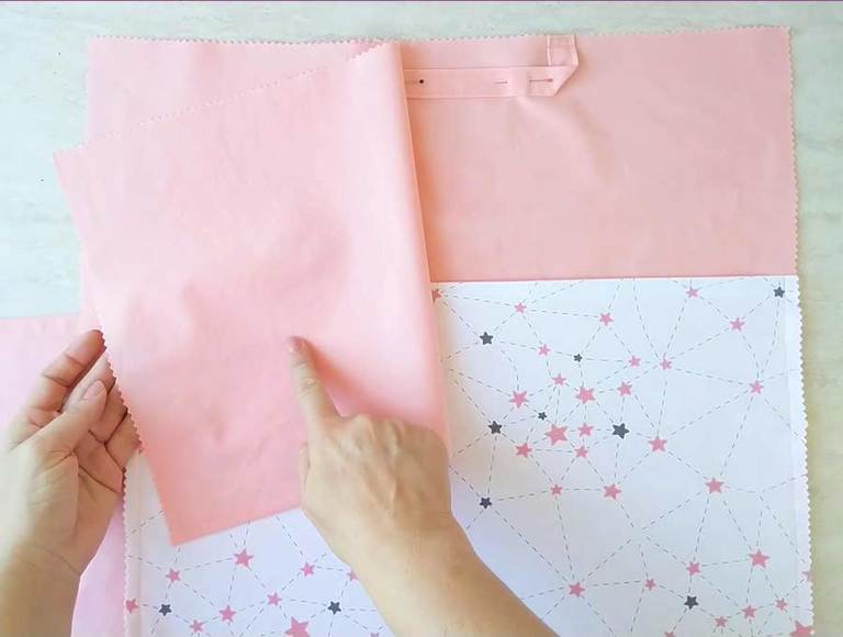 DIY Reading Pillow Pattern + How To Make A Book Pillow VIDEO ⋆ Hello Sewing