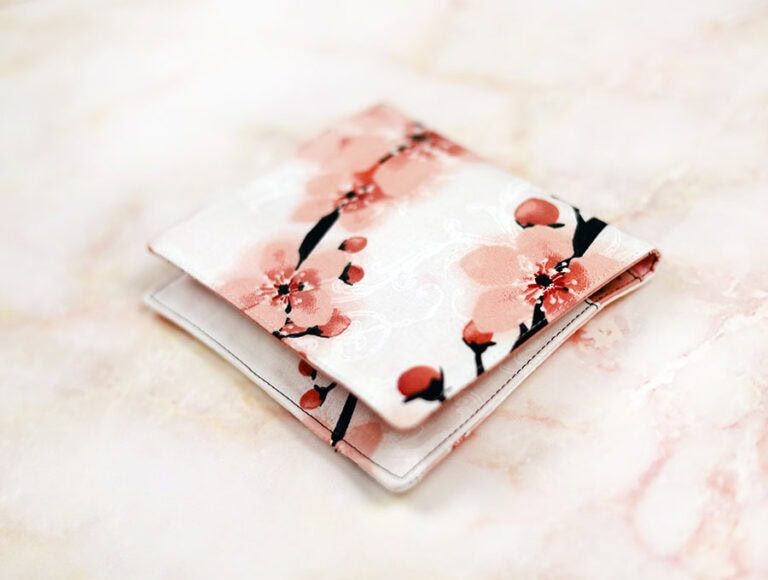 How To Sew A Sanitary Pad Pouch [Step By Step VIDEO] ⋆ Hello Sewing