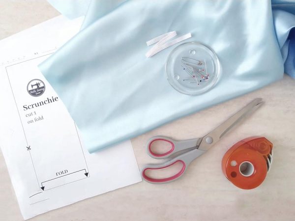 DIY How To Make A Scrunchie + 6 Variations To Wow Everyone ⋆ Hello Sewing