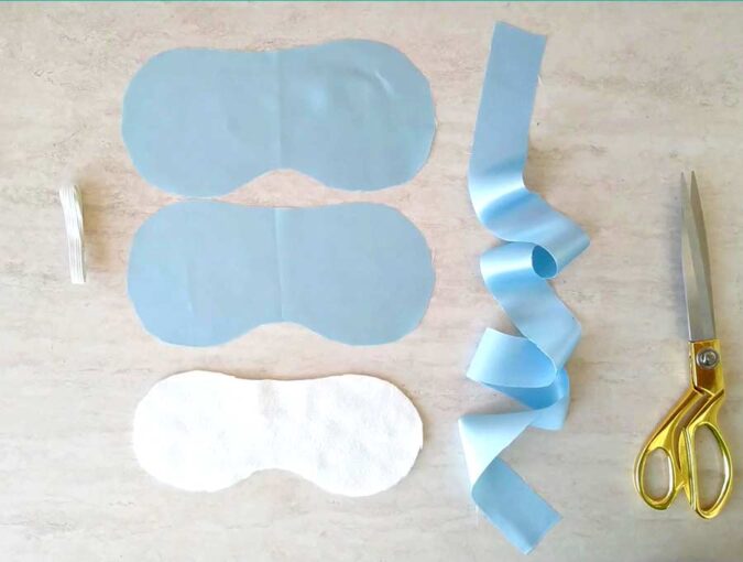 DIY Sleep Mask For Stylish Sleep - Tutorial And Free Pattern ⋆ Hello Sewing