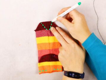 How To Make A Cat Plush - DIY Sock Kittens ⋆ Hello Sewing