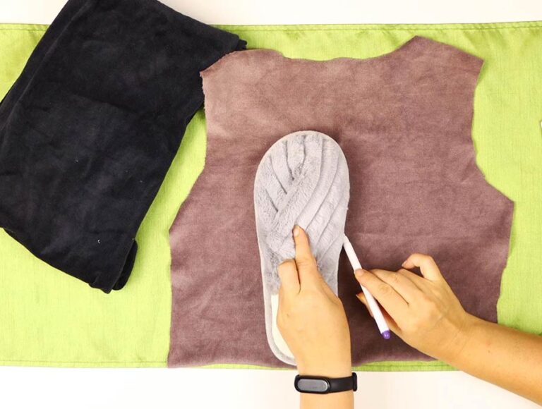 DIY Socks - How To Sew Easy Socks With Free Pattern ⋆ Hello Sewing