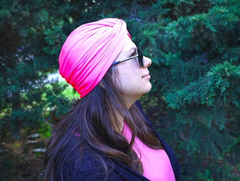 DIY Twisted Turban Hat Out Of Stretch Or Non-Stretch Fabrics ⋆ Hello Sewing
