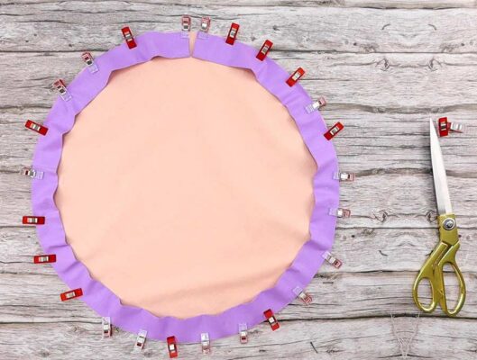 DIY Round Drawstring Makeup Bag (VIDEO) ⋆ Hello Sewing