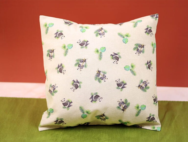 How To Make An Envelope Pillow Case In *JUST* 10 Minutes ⋆ Hello Sewing