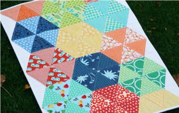 Triangle Quilt Patterns ⋆ Hello Sewing
