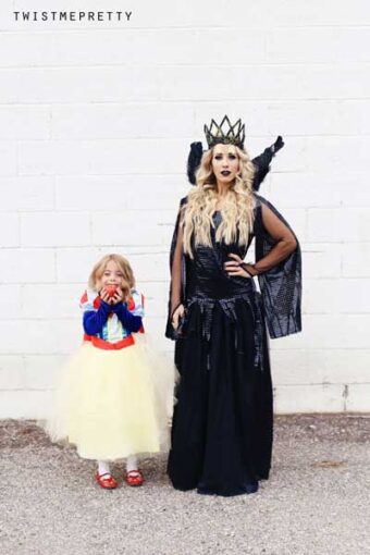 19 DIY Evil Queen Costume Ideas To Recreate The Cruel Look ⋆ Hello Sewing