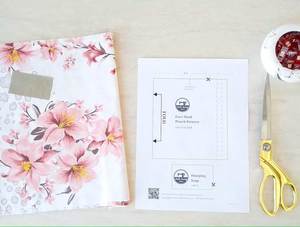 DIY Face Mask Carrying Pouch (FREE Pattern + VIDEO) ⋆ Hello Sewing
