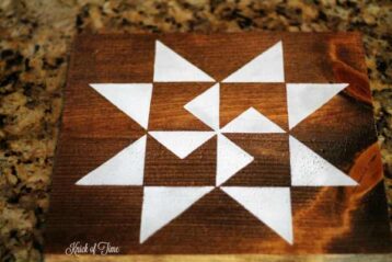 Inspiring Barn Quilt Patterns - Easy And Fun To Make ⋆ Hello Sewing