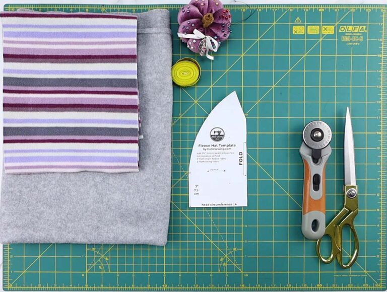 How To Sew: A Reversible Fleece Hat Pattern And Tutorial (VIDEO) ⋆ ...