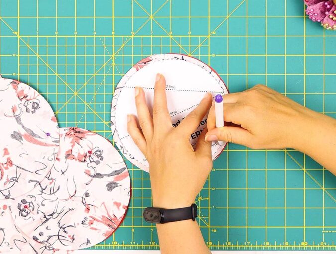 DIY Folded Flower Table Topper, Mug Rug, Centerpiece Or Placemat ⋆ ...