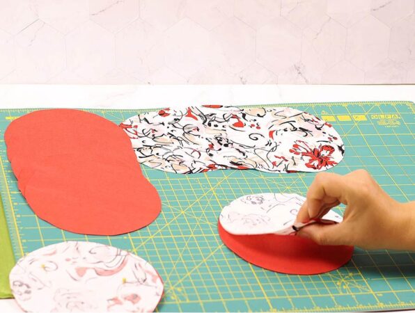 DIY Folded Flower Table Topper, Mug Rug, Centerpiece Or Placemat ⋆ ...