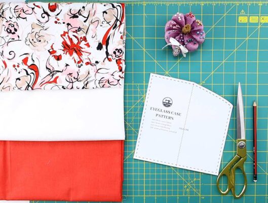 Sew A Sunglass Or Eyeglass Case Pattern | DIY Glasses Case ⋆ Hello Sewing