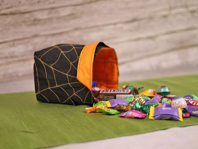 DIY Trick Or Treat Bag Pattern - How To Sew A Reversible Trick Or Treat ...