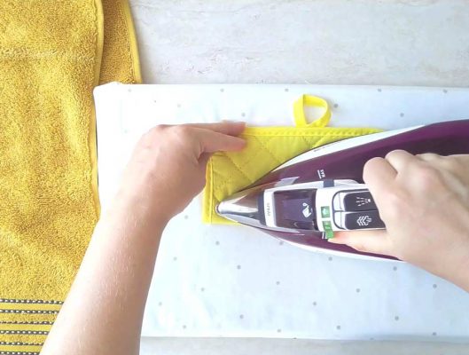 How To Make Hanging Kitchen Towels (2 Ways - Gathered Or Folded) ⋆ ...
