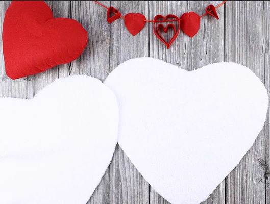 How To Make A Heart Pillow - VIDEO And FREE Pattern ⋆ Hello Sewing