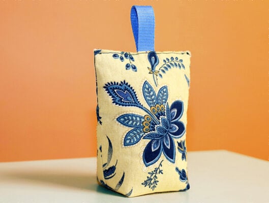 DIY Door Stopper // Easy Door Stopper Sewing Pattern ⋆ Hello Sewing