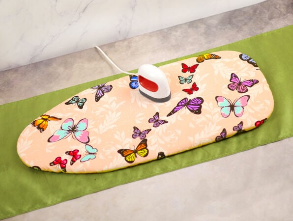DIY Ironing Board Cover | How To Sew An Ironing Board Cover ⋆ Hello Sewing