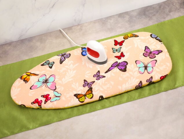 DIY Ironing Board Cover | How To Sew An Ironing Board Cover ⋆ Hello Sewing
