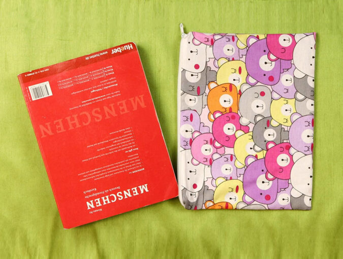 DIY Fabric Textbook And Notebook Folder ⋆ Hello Sewing