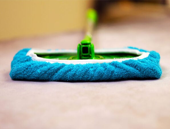 Mop Cover With Fold Over Elastic – Super Easy ⋆ Hello Sewing