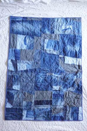 17+ DIY Denim Quilt Ideas [Great For Upcycling Old Jeans] ⋆ Hello Sewing