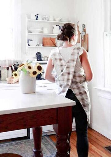 11 Cross Back Apron Sewing Patterns To Cook Up A Storm In Style ⋆ Hello ...