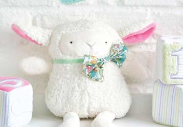 Lamb & Sheep Plush Patterns ⋆ Hello Sewing